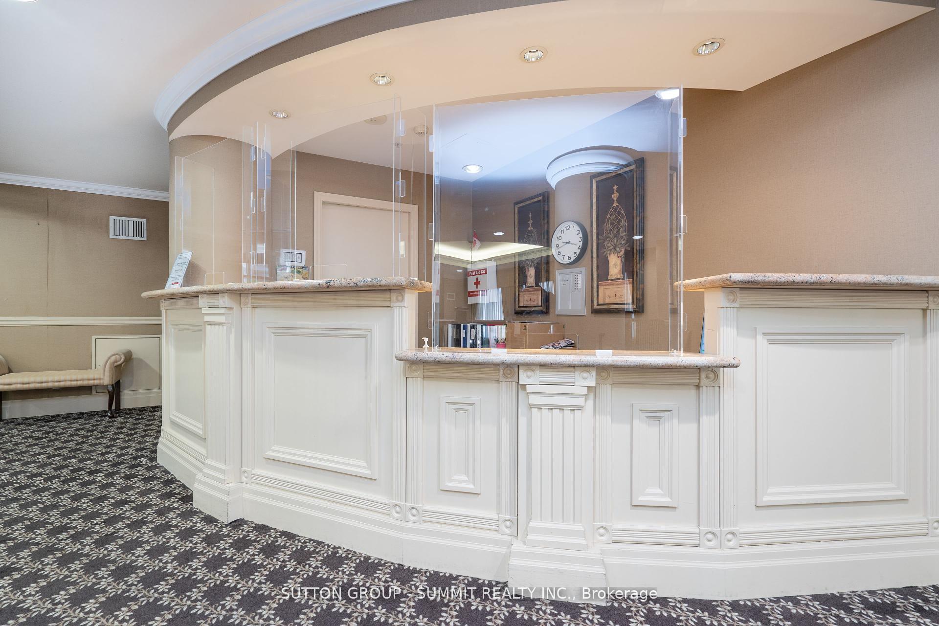 107 - 350 PRINCESS ROYAL Drive, Mississauga, ON L5B 4N1