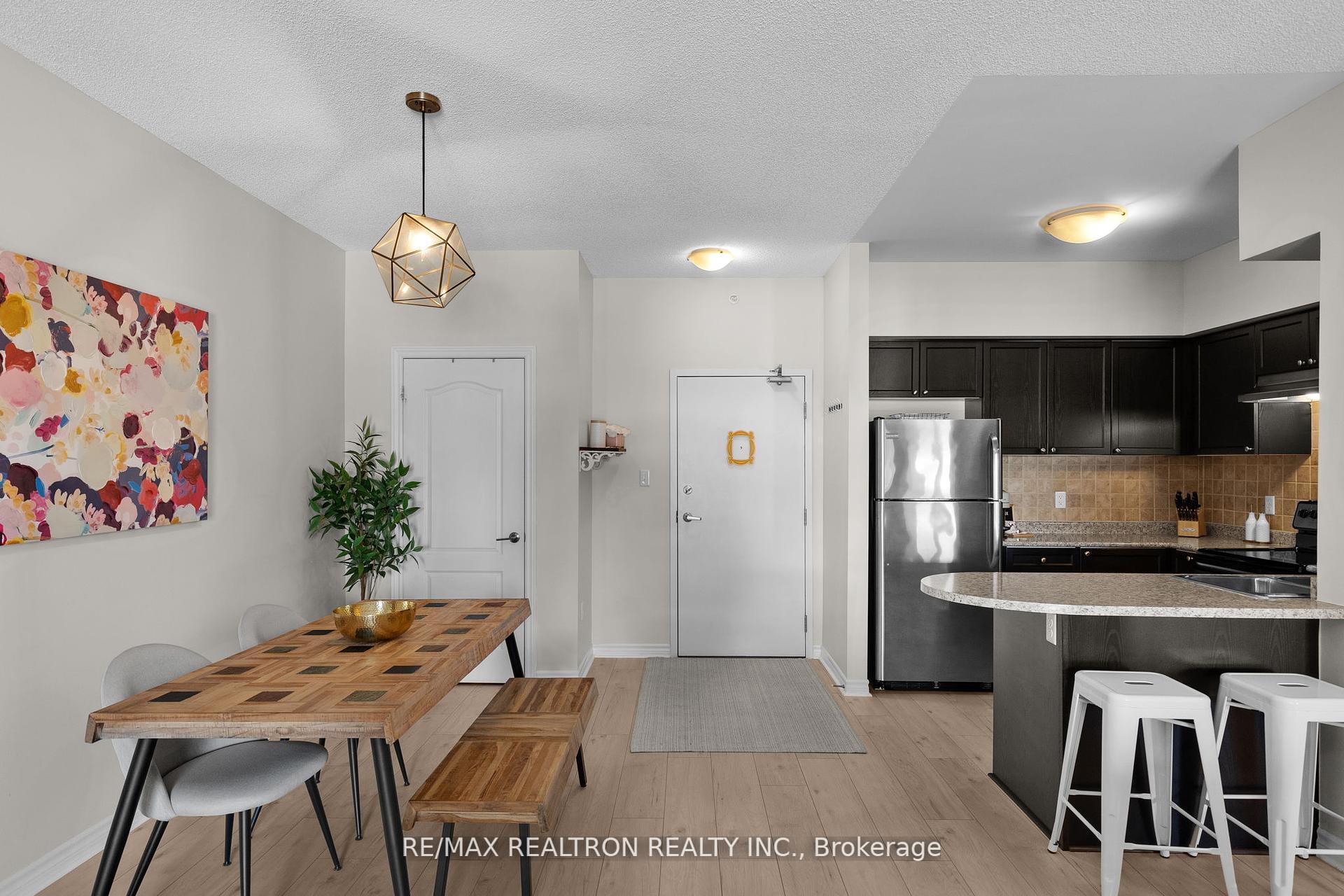 107 - 45 Ferndale Drive S, Barrie, ON L4N 5W7