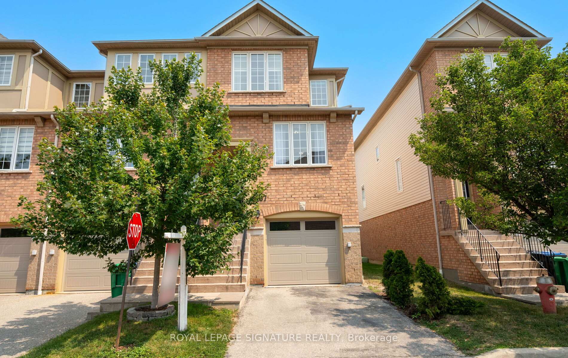 107 - 5055 Heatherleigh Avenue, Mississauga, ON L5V 2R8