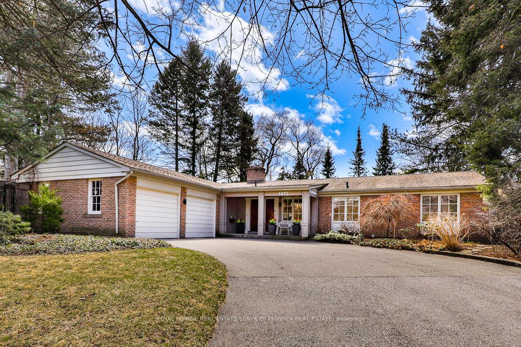 1072 Mayford Court, Mississauga, ON L5H 1W6