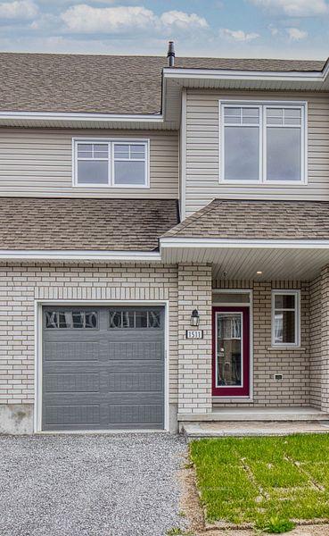 1077 Barrow Avenue, Kingston, ON K7M 0K5