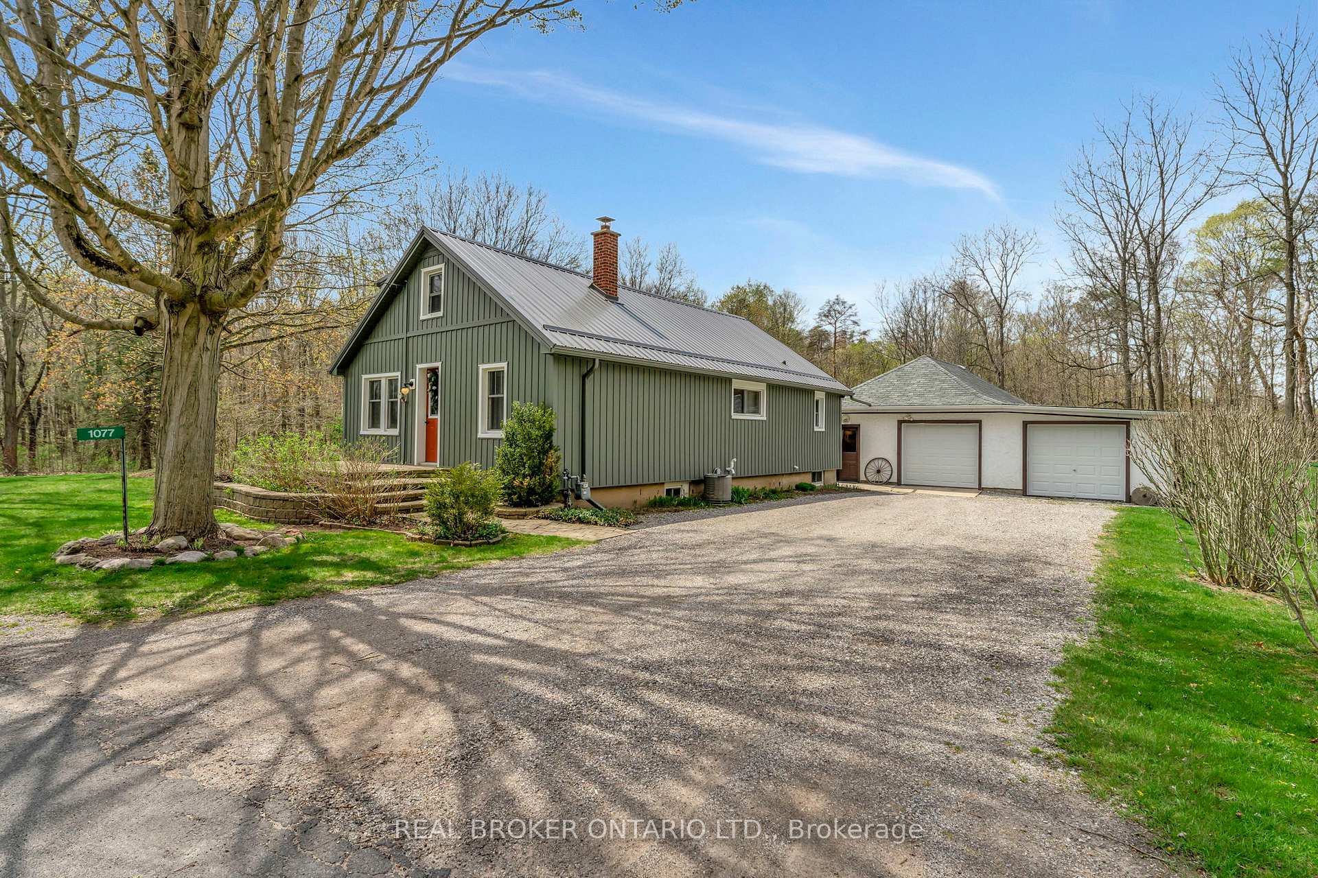 1077 La Plante Road, Tillsonburg, ON N4G 4G9