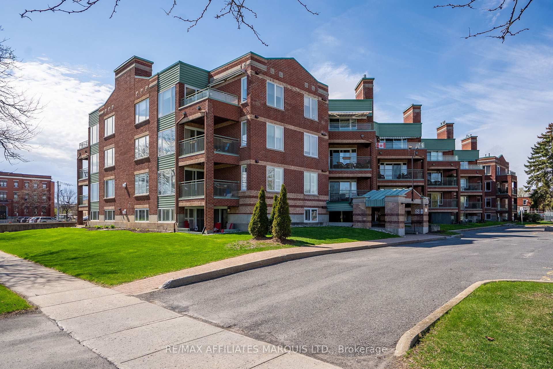 108 - 121 Water Street W, Cornwall, ON K6J 5T8