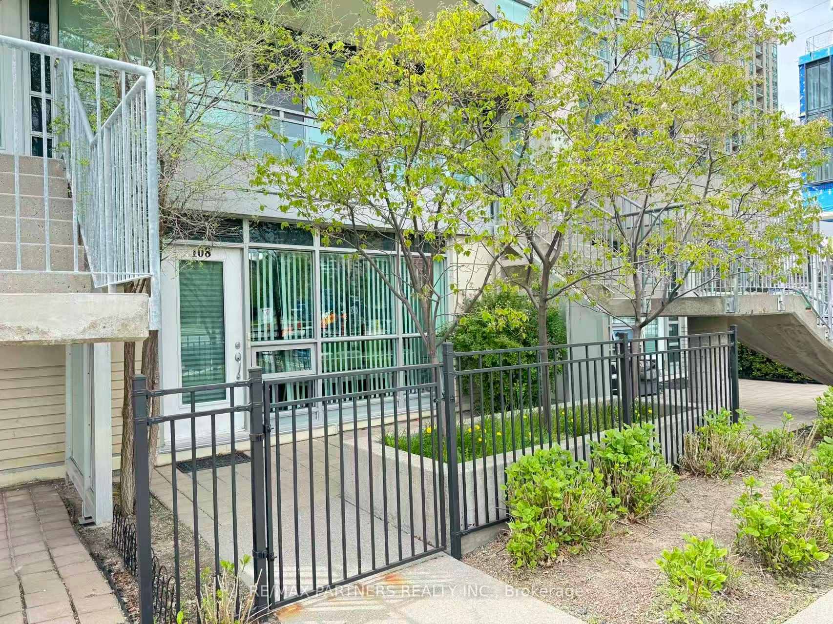 108 - 31 Olive Avenue, Toronto, ON M2N 4N4