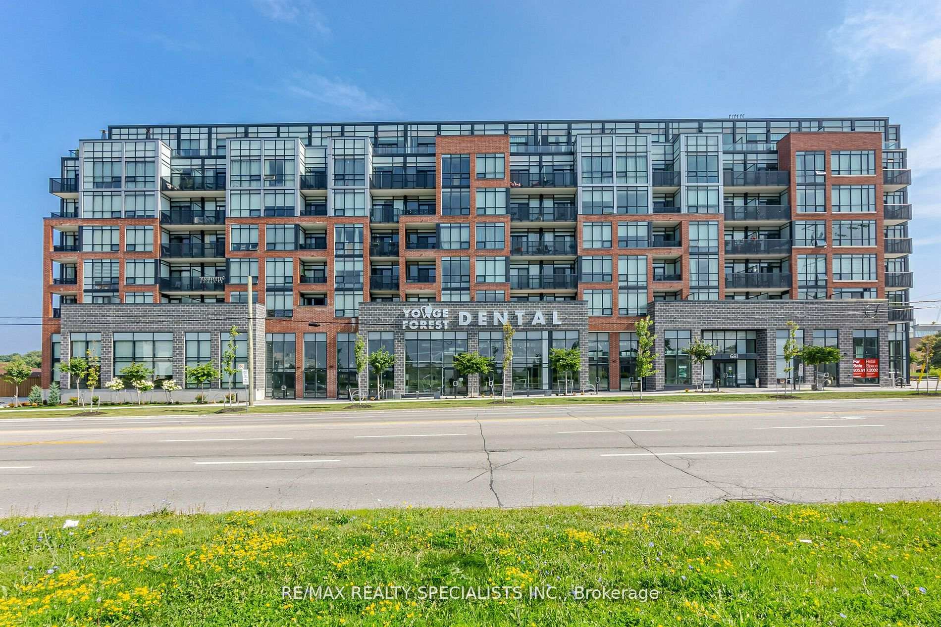 108 - 681 Yonge Street, Barrie, ON L4N 4E8