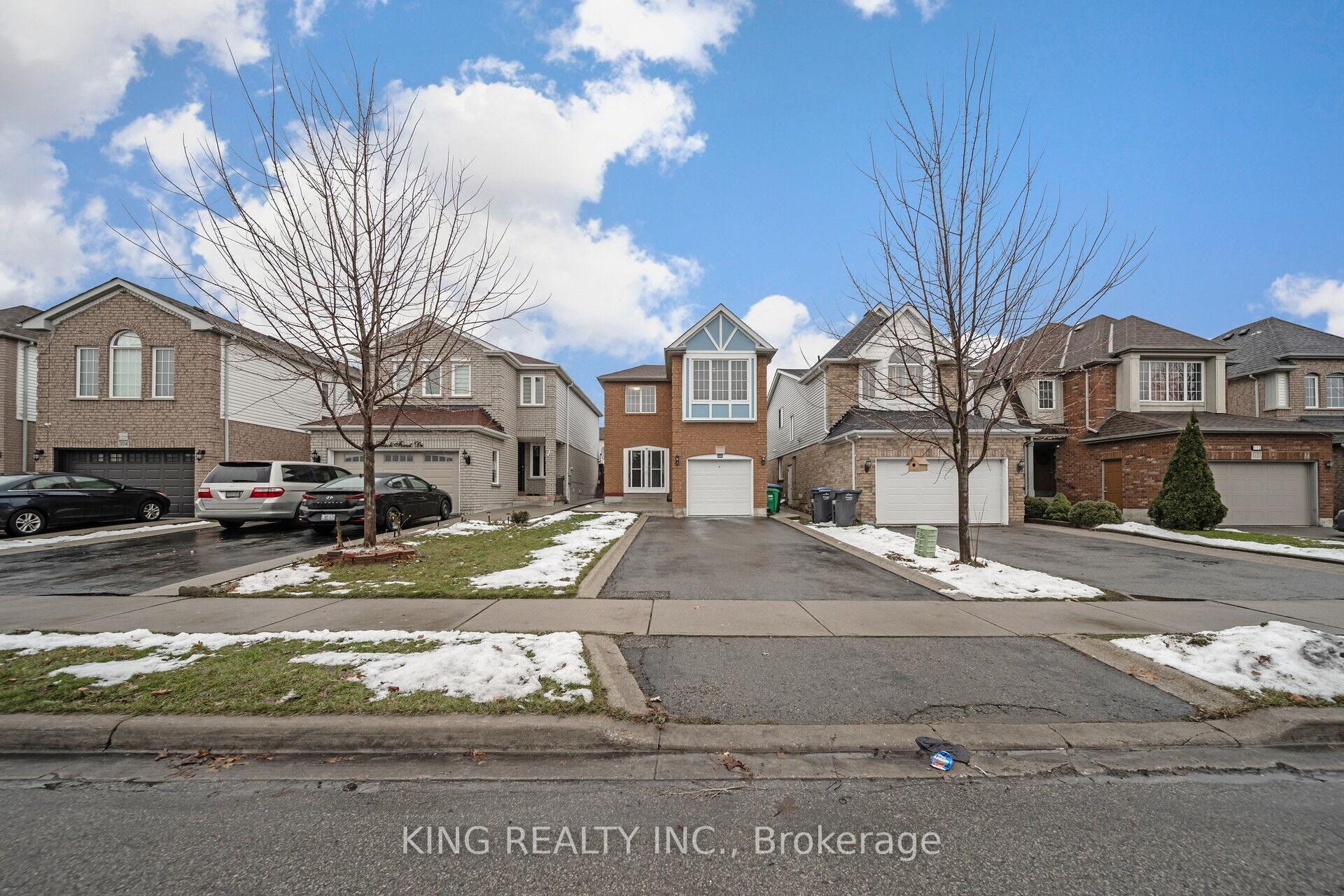 108 Black Forest Drive, Brampton, ON L6R 2E6