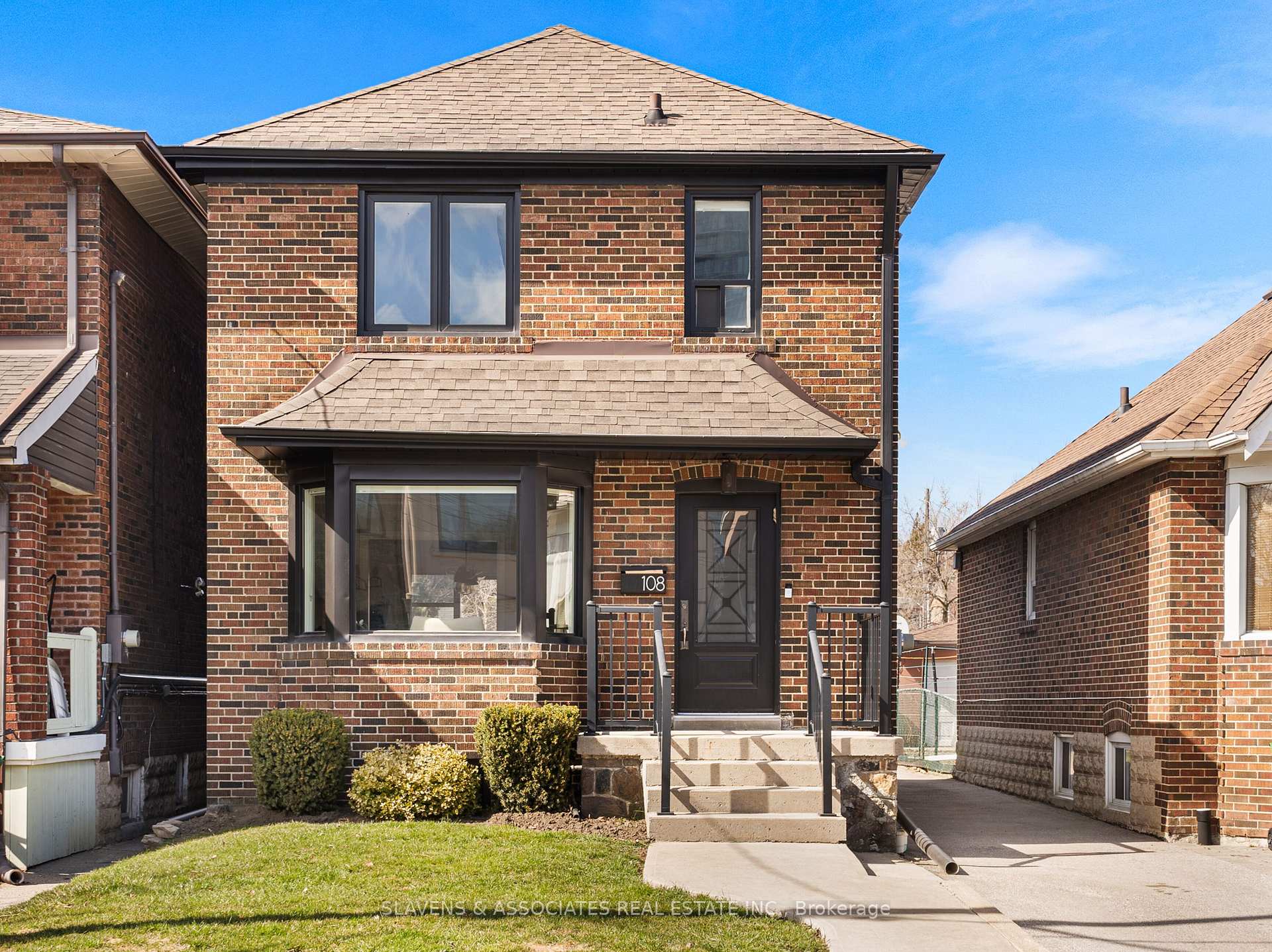 108 Chandos Avenue, Toronto, ON M6H 2E8