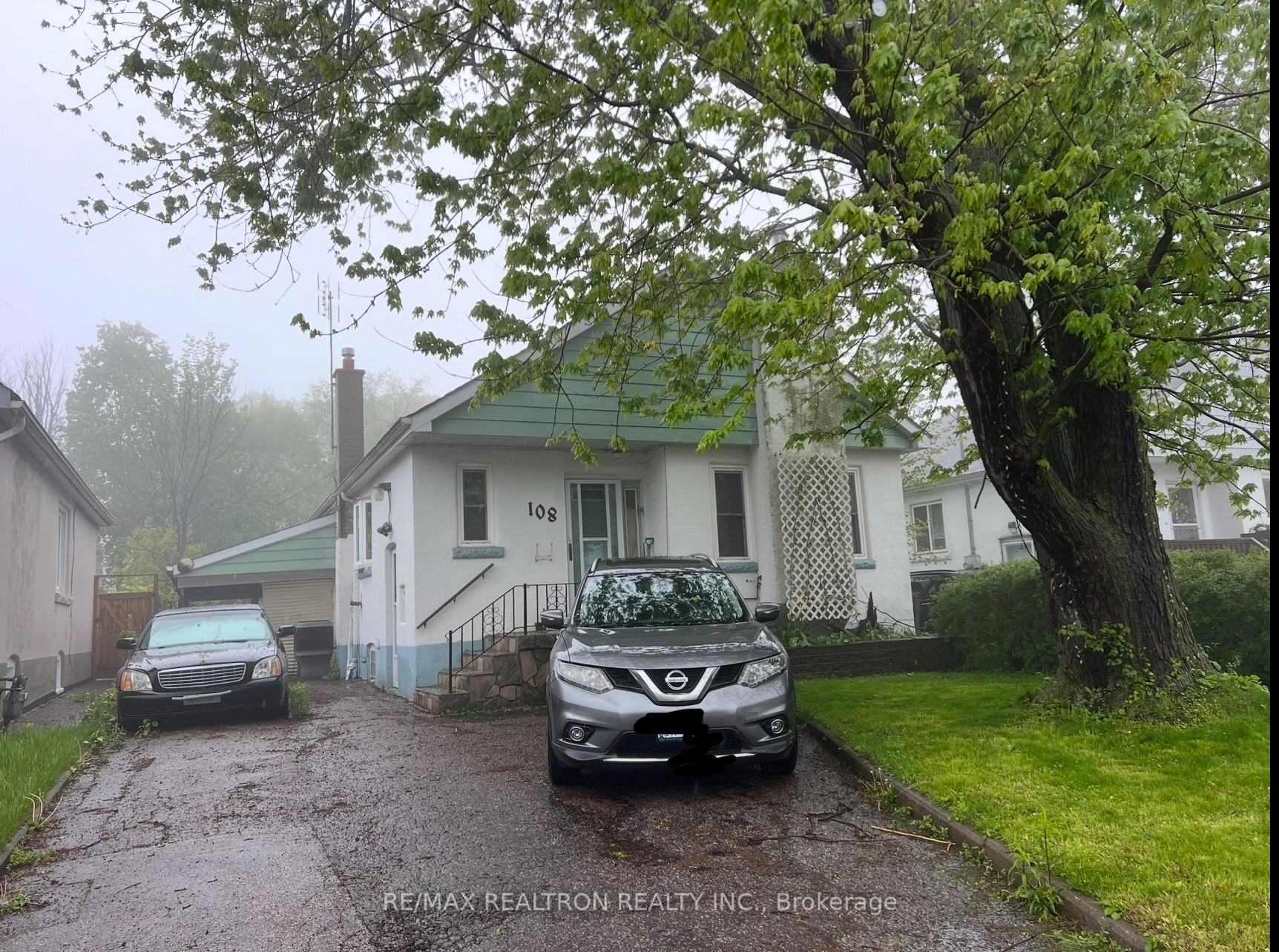 108 Dorset Road, Toronto, ON M1M 2T1