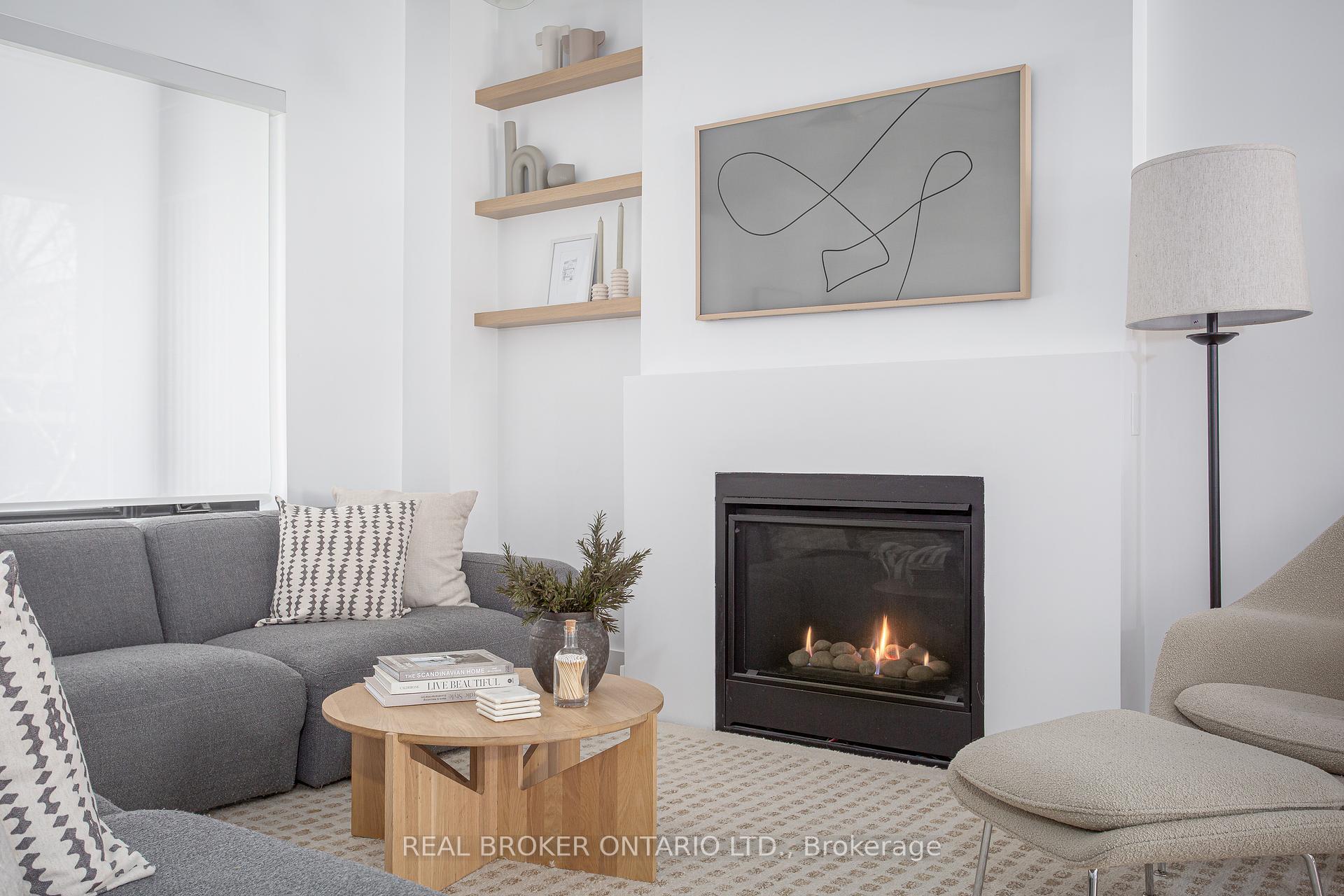 108 Evans Avenue, Toronto, ON M6S 3V8