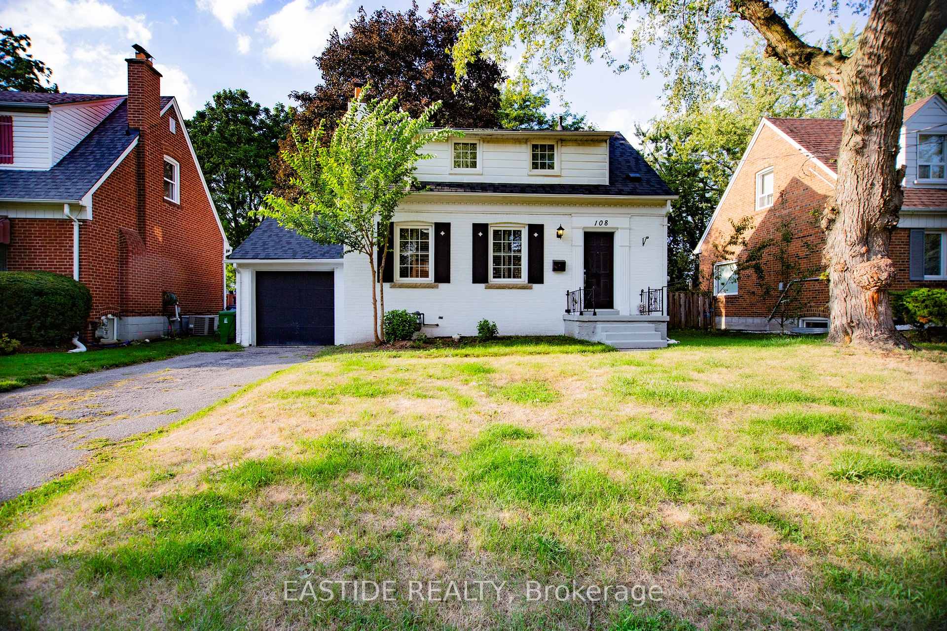 108 Glendora Avenue, Toronto, ON M2N 2W1