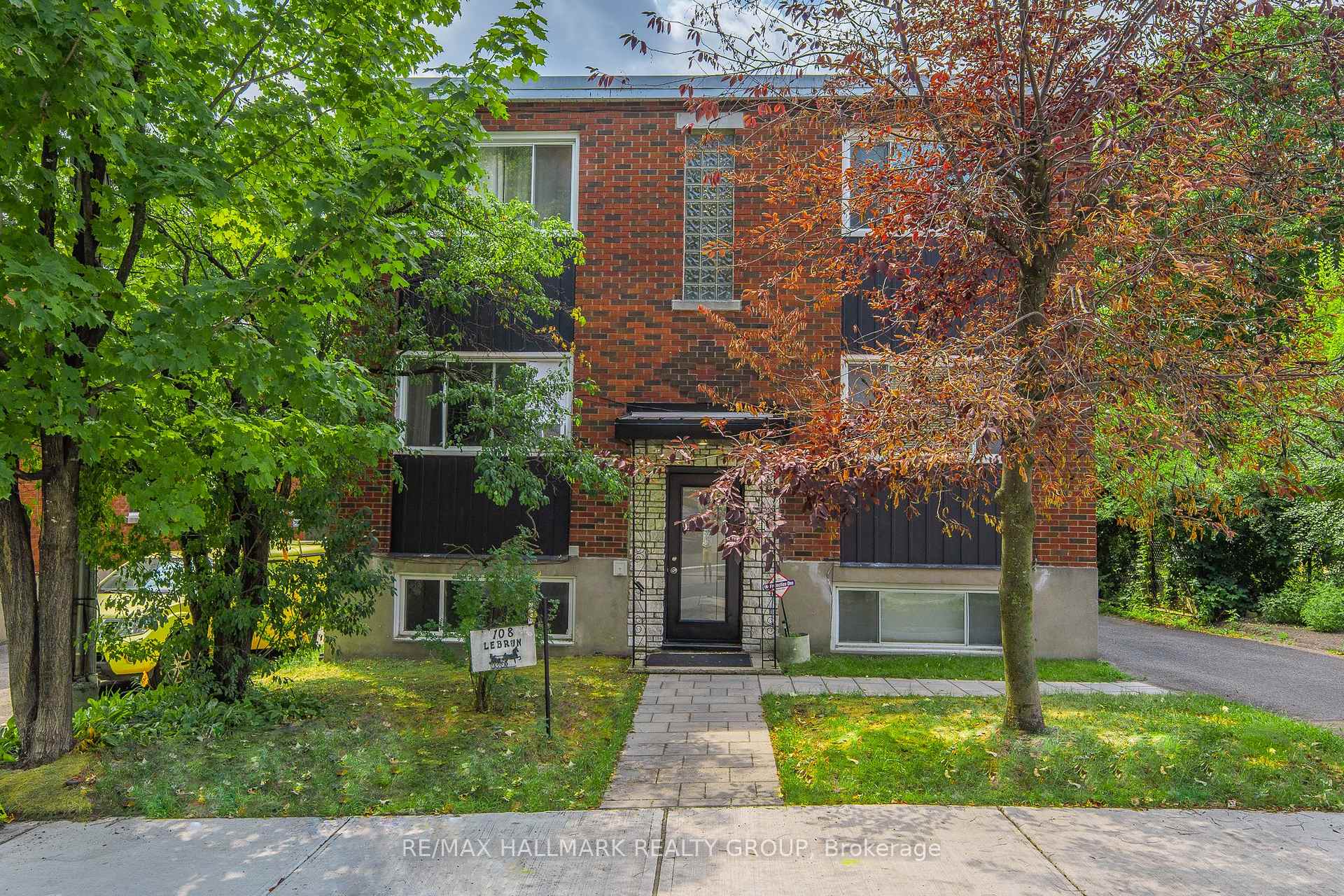3 - 108 LEBRUN Street, Vanier and Kingsview Park, ON K1L 5C9