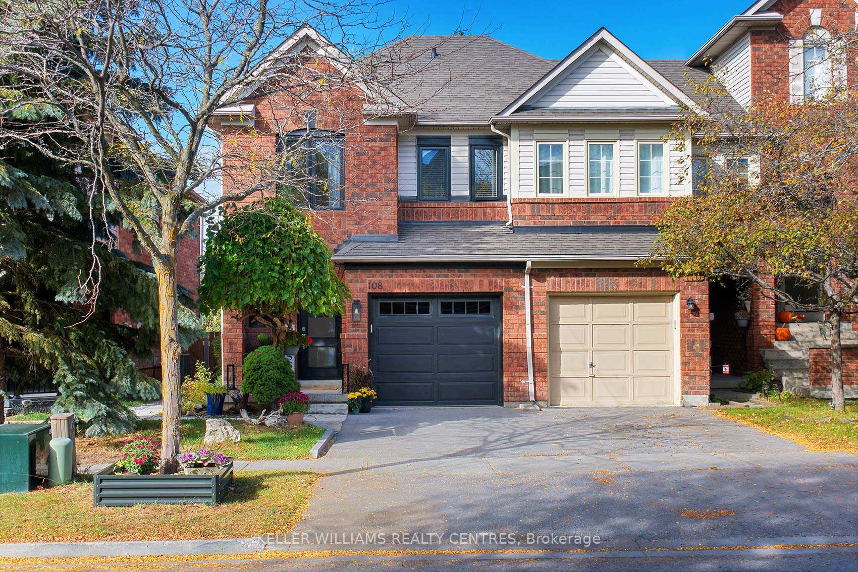 Aurora Real Estate MLS® Listings & Houses For Sale