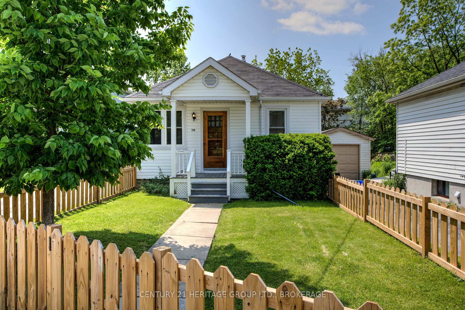 108 Park Street, Kingston, ON K7L 1J8
