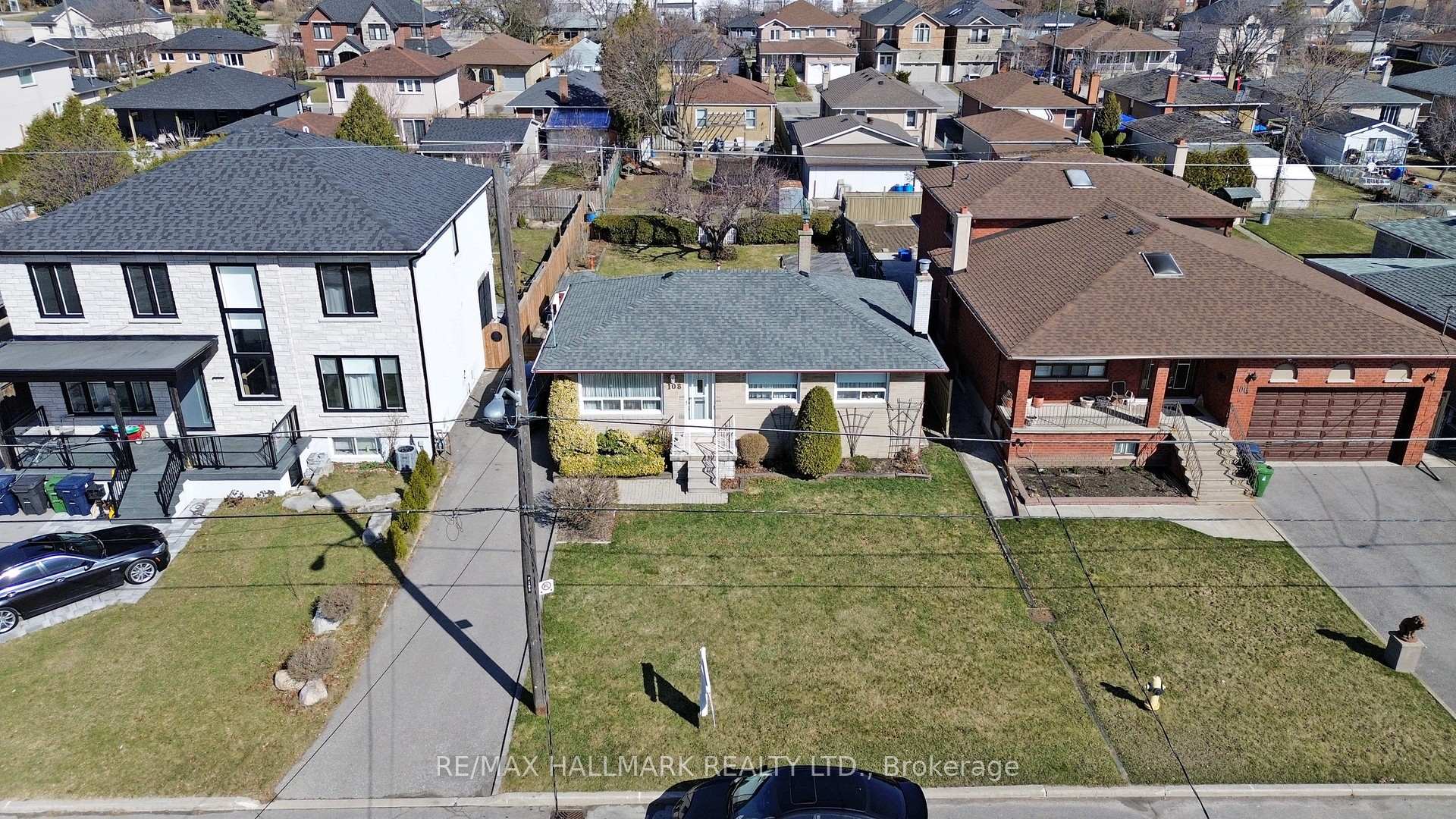 108 Plewes Road, Toronto, ON M3K 1K9