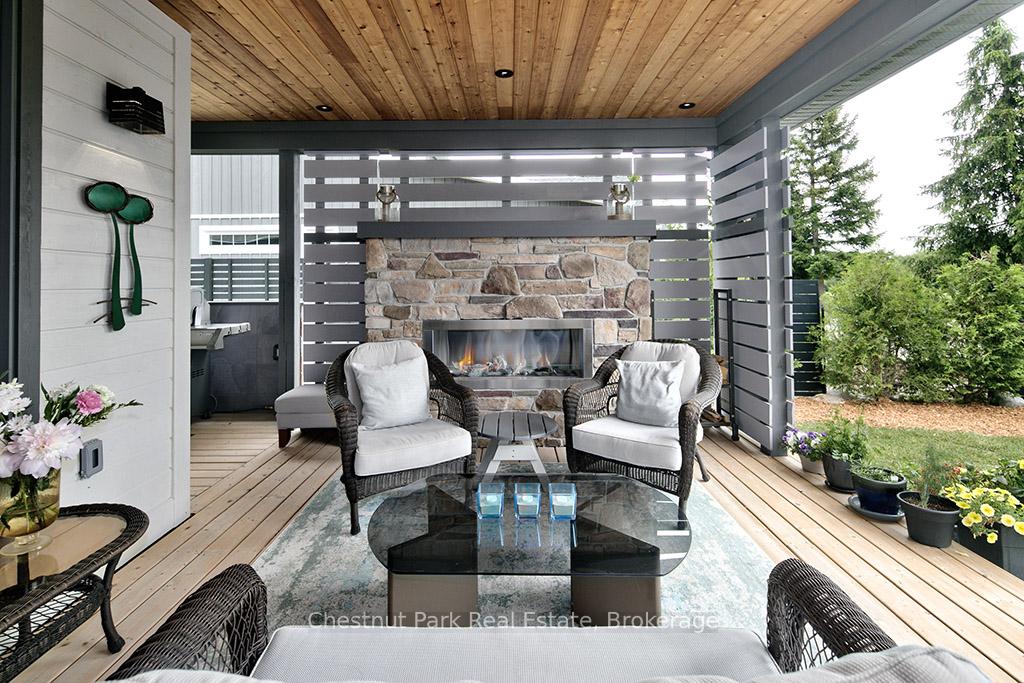 108 Stuart Court, Blue Mountains, ON N0H 2P0