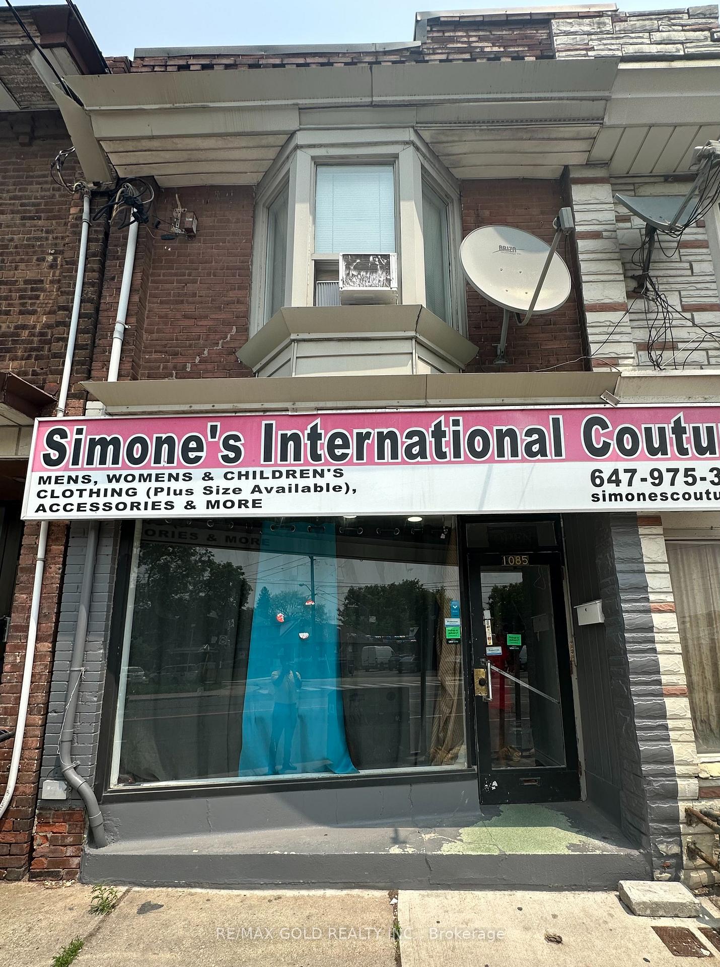 1085 Weston Road, Toronto, ON M6N 3S3