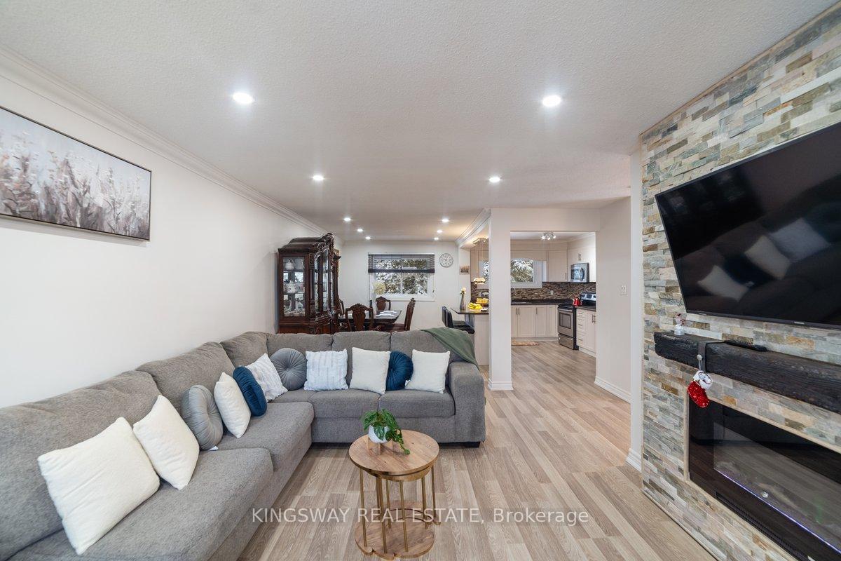 109 - 109 Ashton Crescent, Brampton, ON L6S 3J9