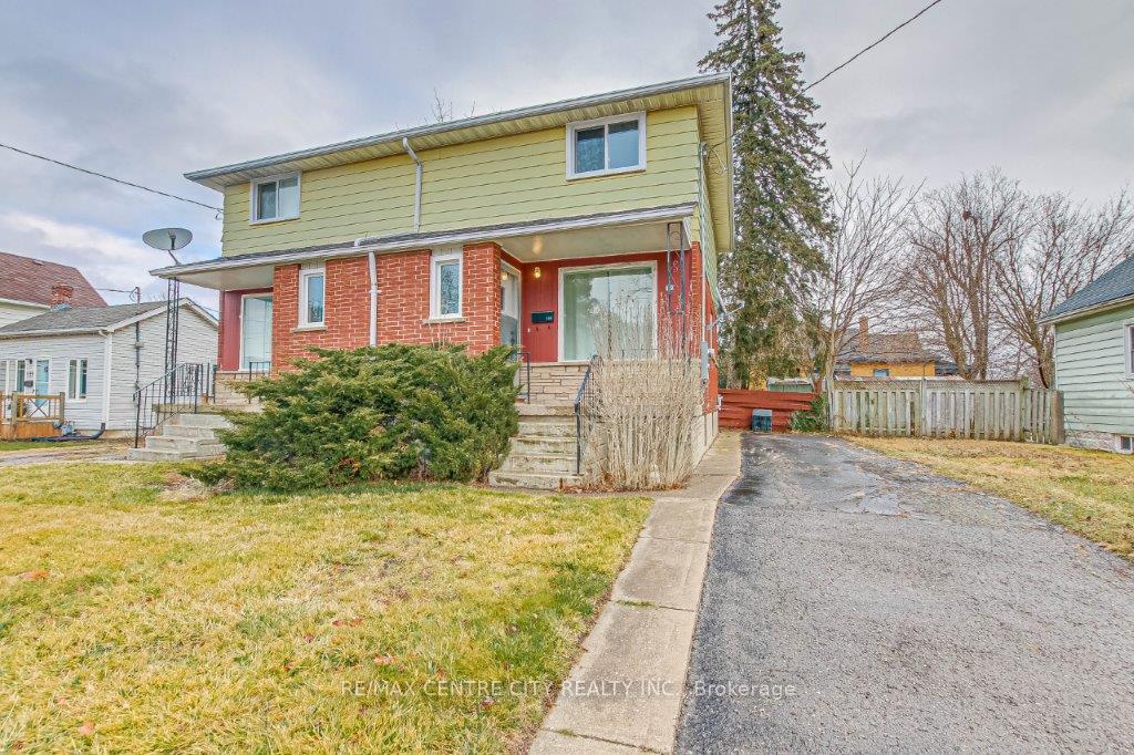 109 Balaclava Street, St. Thomas, ON N5P 3C8