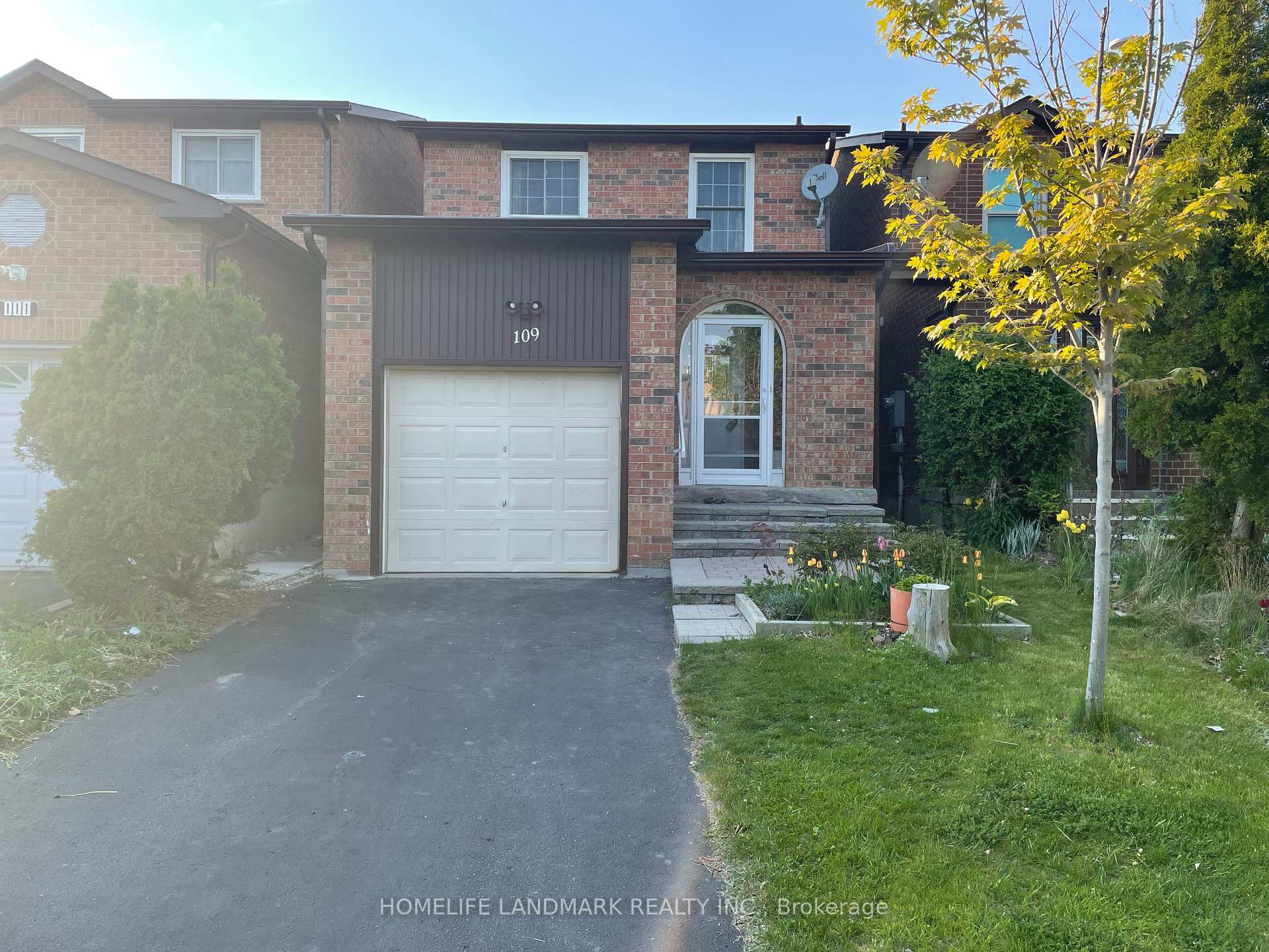 109 Tangmere Crescent, Markham, ON L3R 6Y3