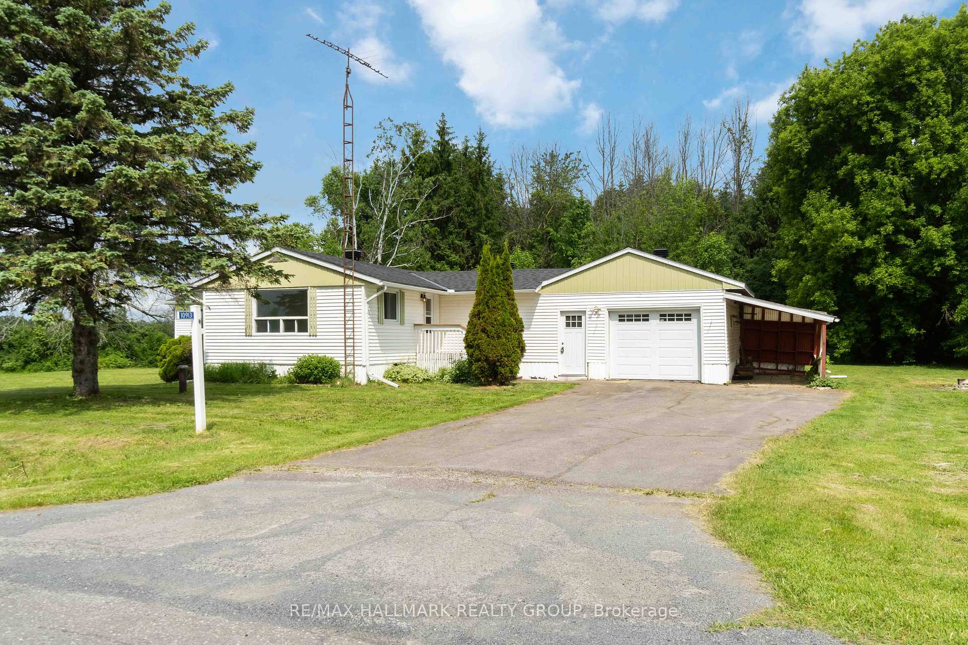 10913 Stampville Road, South Dundas, ON K0C 1K0