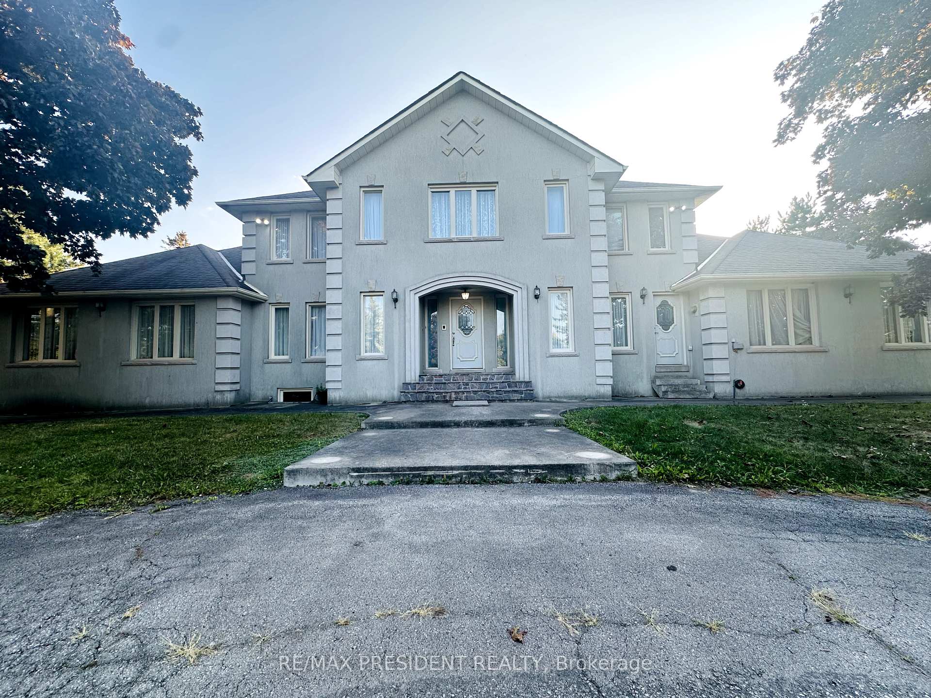 10924 Mcvean Drive, Brampton, ON L6P 0J5