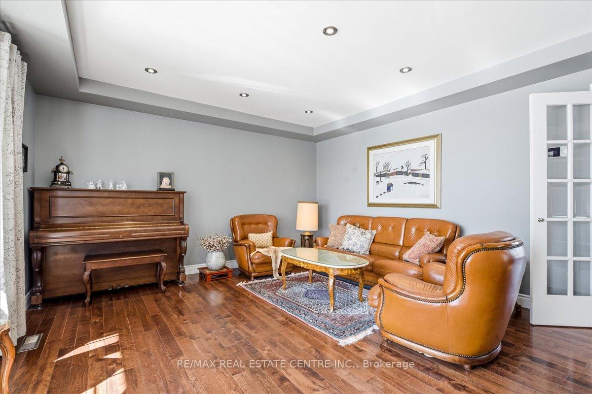 1093 Regional Road 97 N, Hamilton, ON N0B 2J0