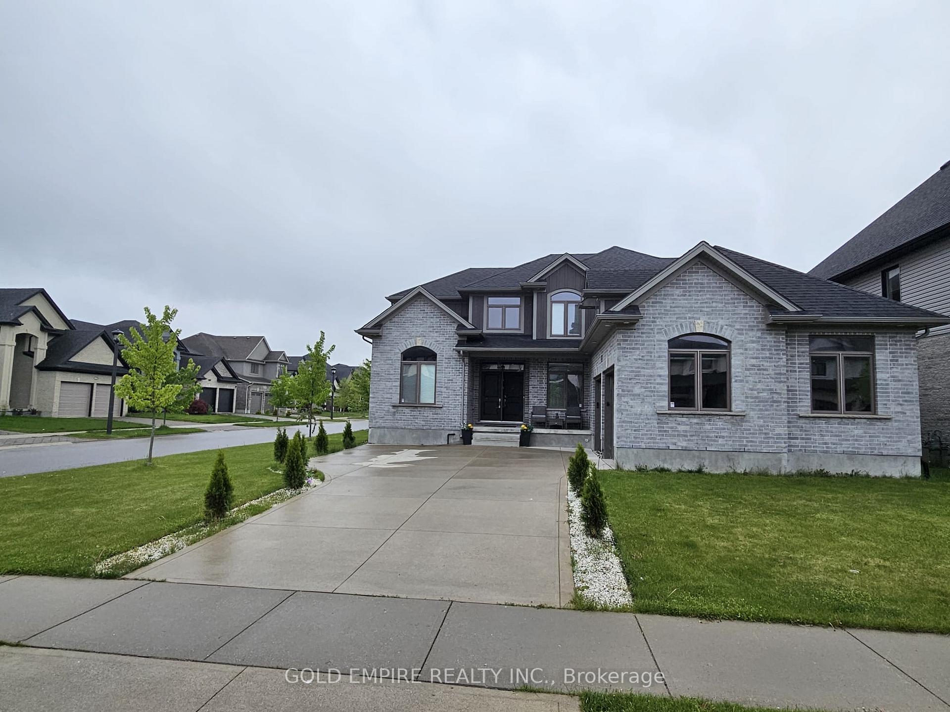 1096 Eagletrace Drive, London North, ON N6G 0S4