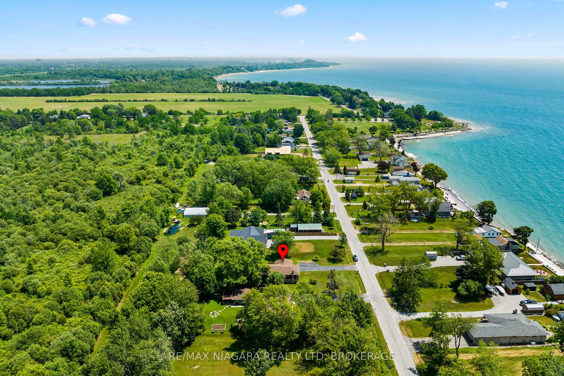 10960 Lakeshore Road, Wainfleet, ON L3K 5V4