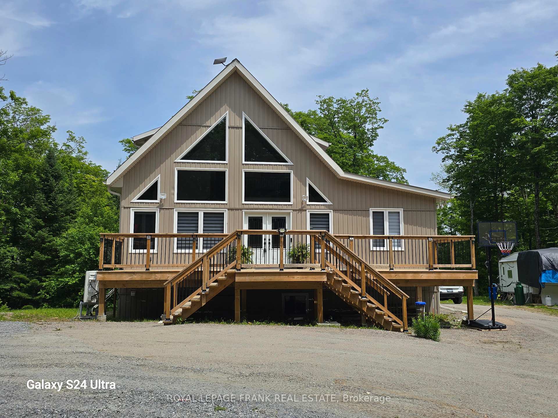 1097 Cheddar Road, Highlands East, ON K0L 1M0