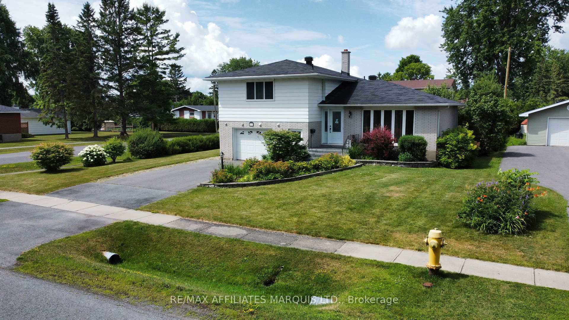 South Stormont Real Estate MLS® Listings & Houses For Sale