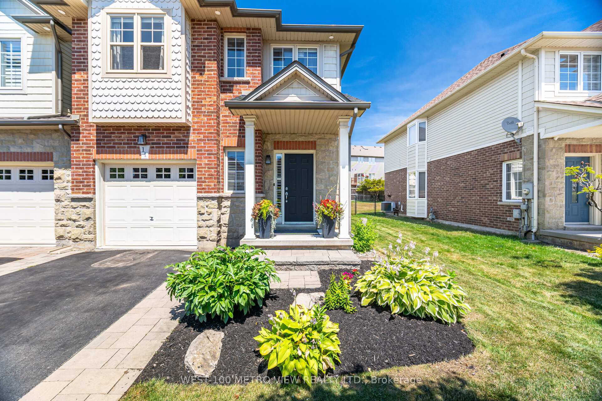 11 Brooking Court, Hamilton, ON L9G 0A6