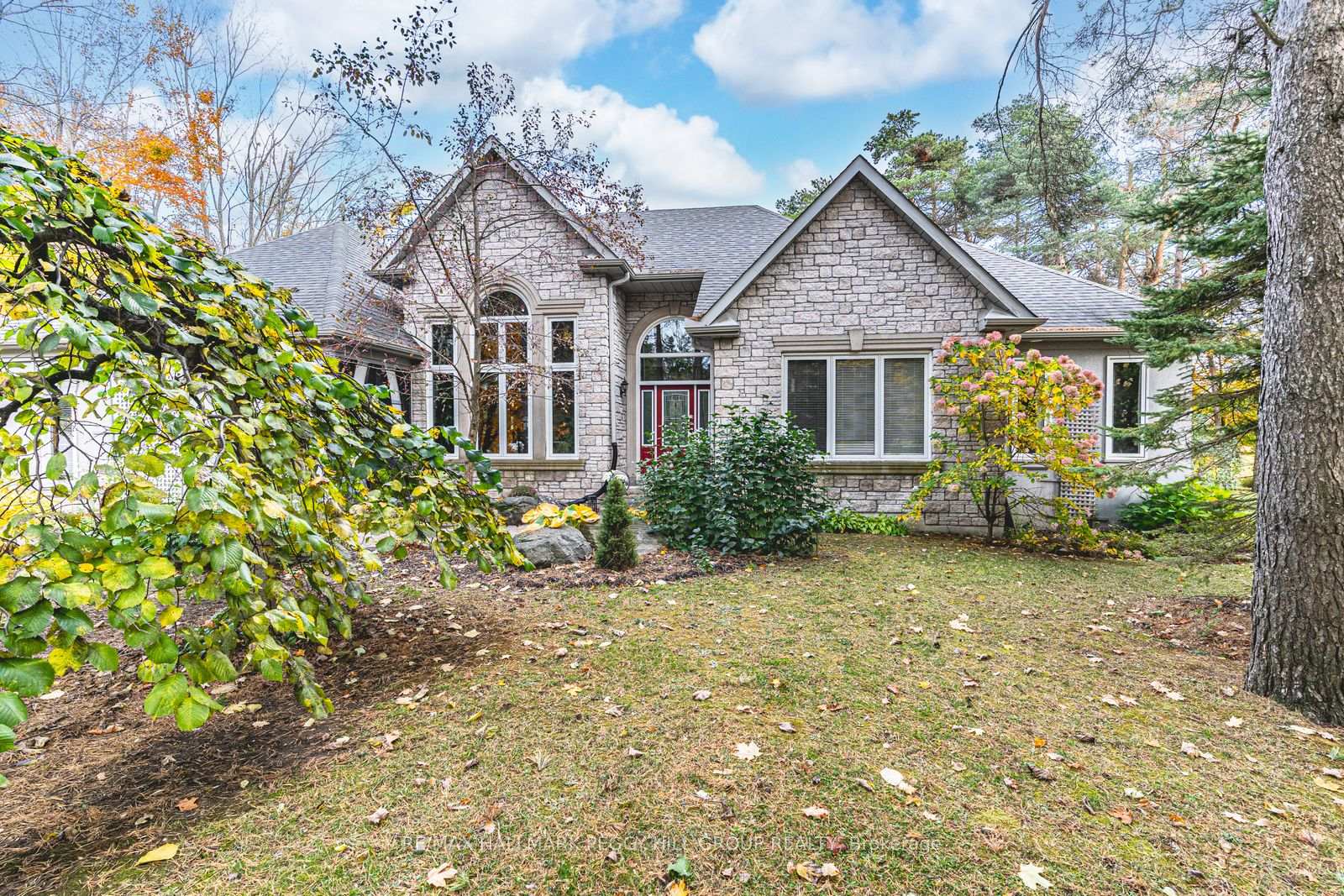 11 Bunker Place, Oro-Medonte, ON L0L 2L0