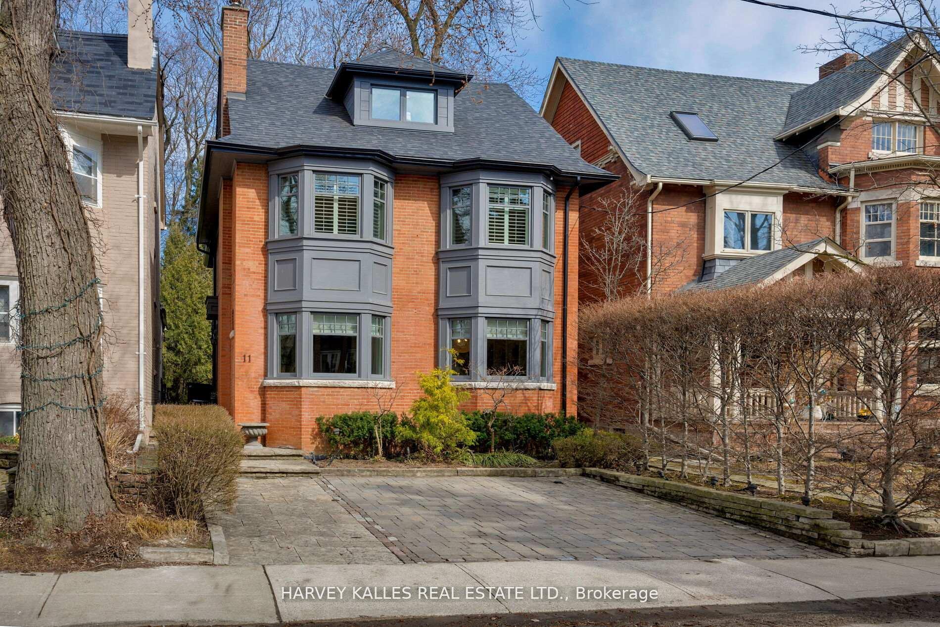 11 Hawthorn Avenue, Toronto, ON M4W 2Z1