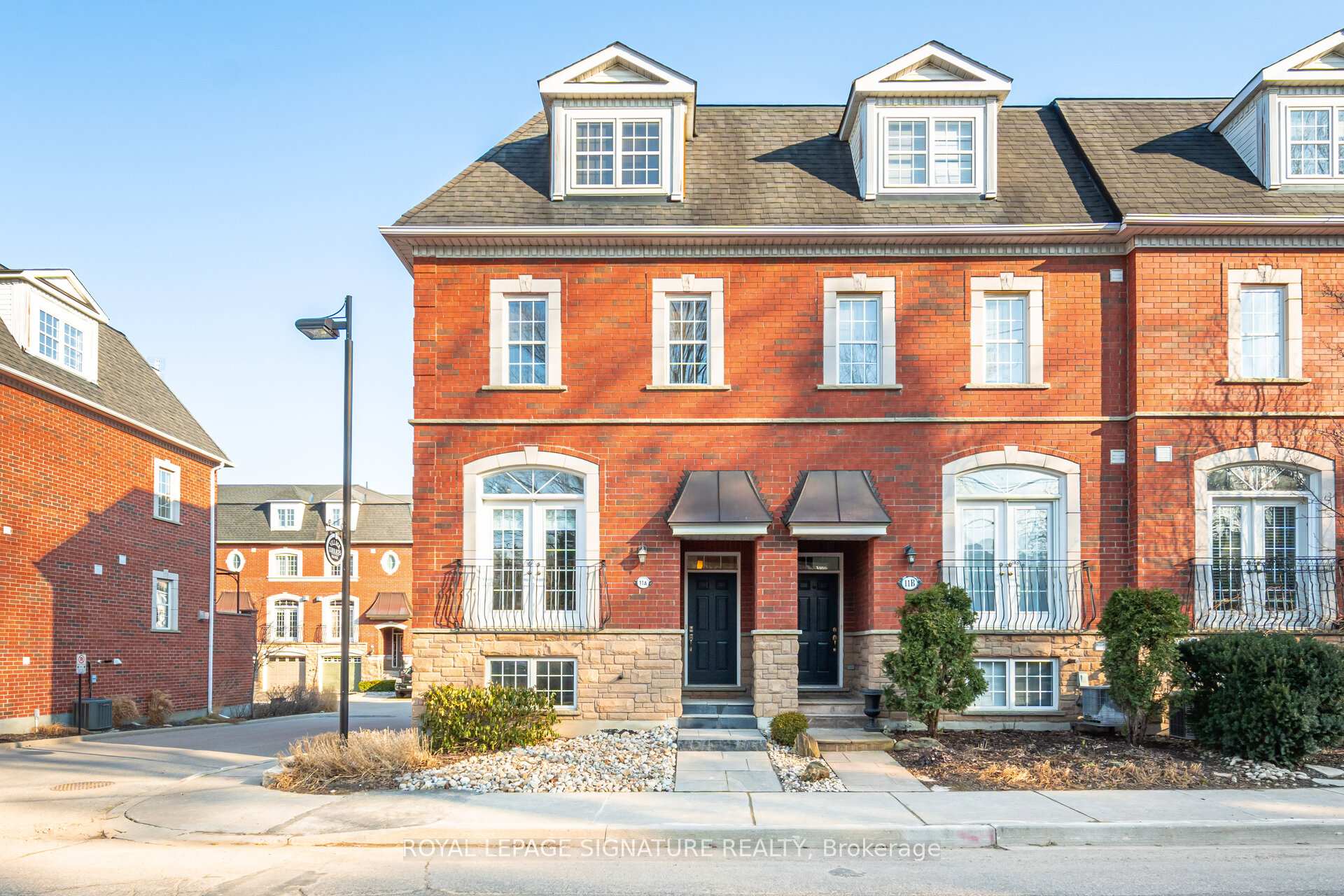 11a James Street, Halton Hills, ON L7G 2H2