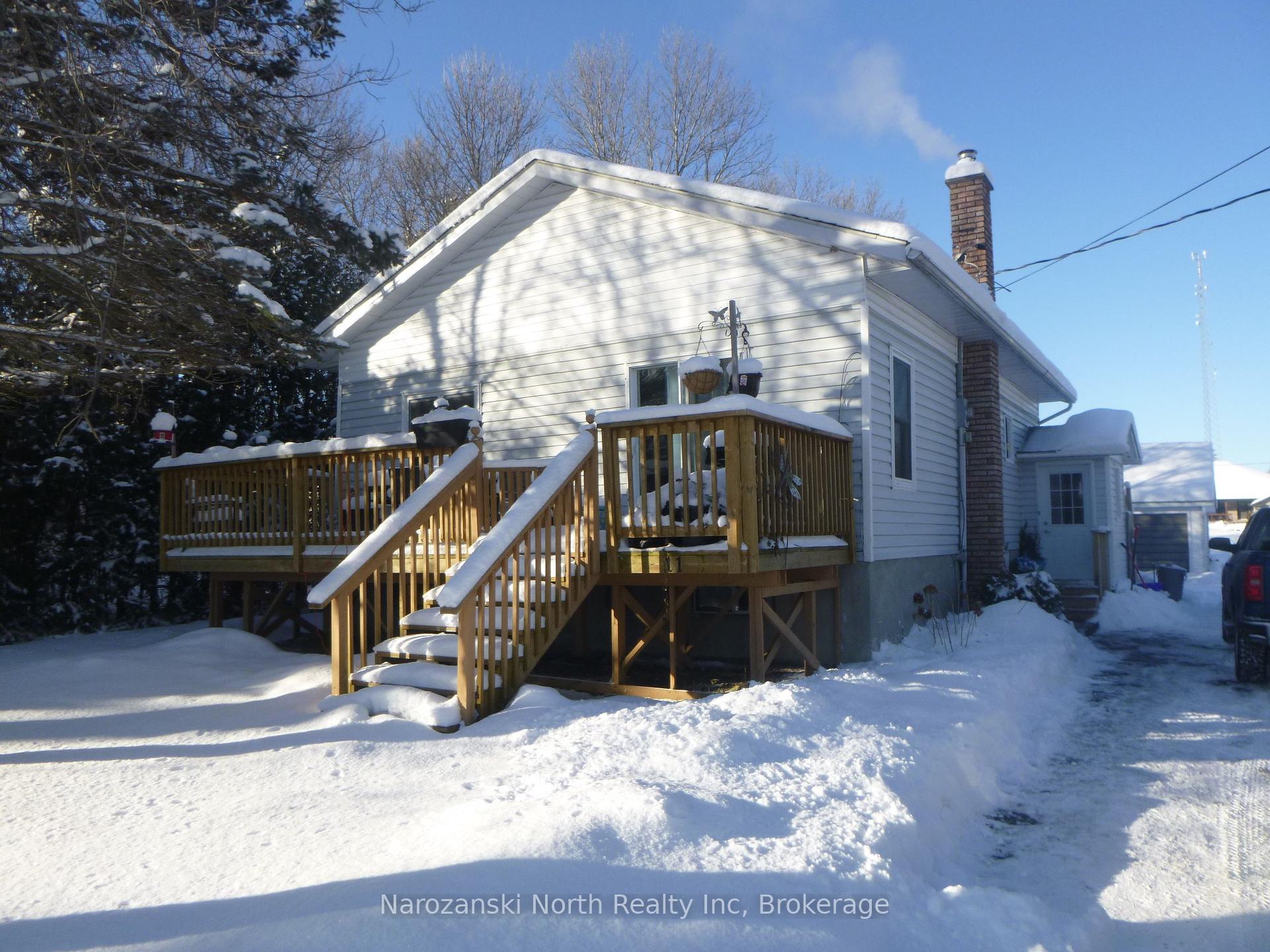 11 John Street, St. Charles, ON P0M 2W0