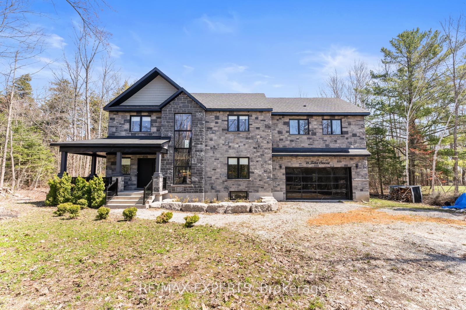Tiny Real Estate MLS® Listings & Houses For Sale