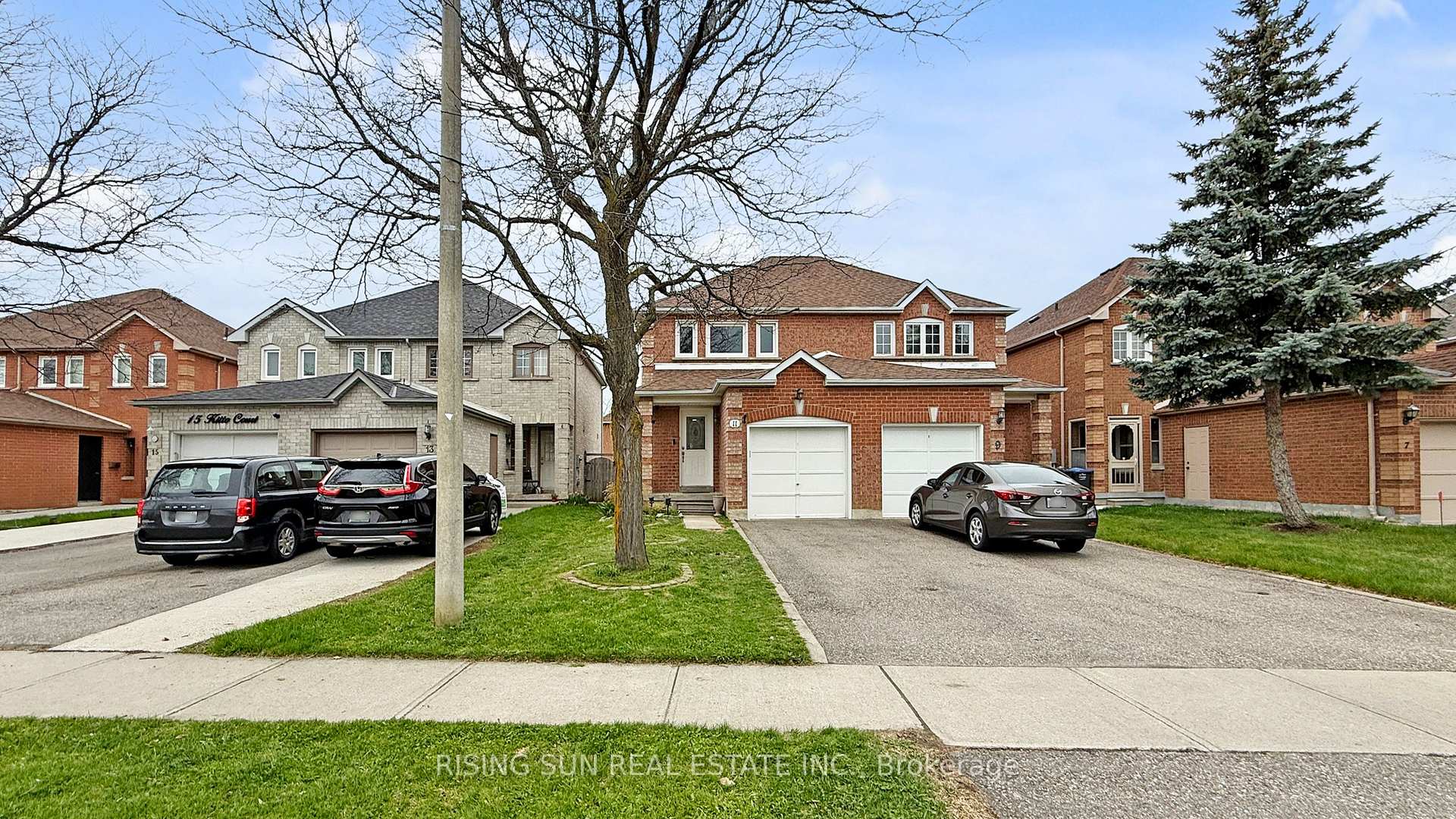11 Kitto Court, Brampton, ON L6Y 5A9