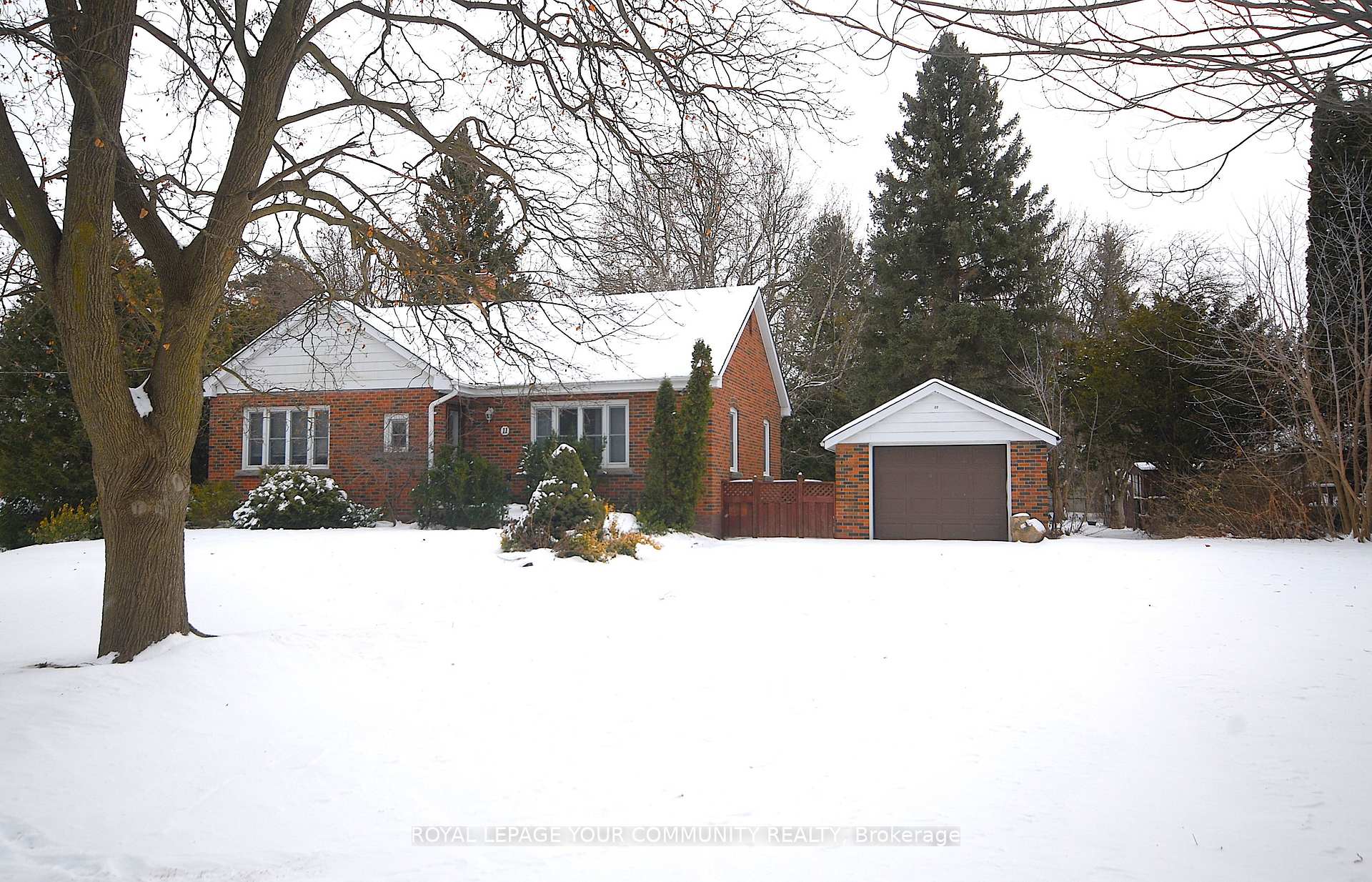 11 Maple Lane, Markham, ON L3R 1R1