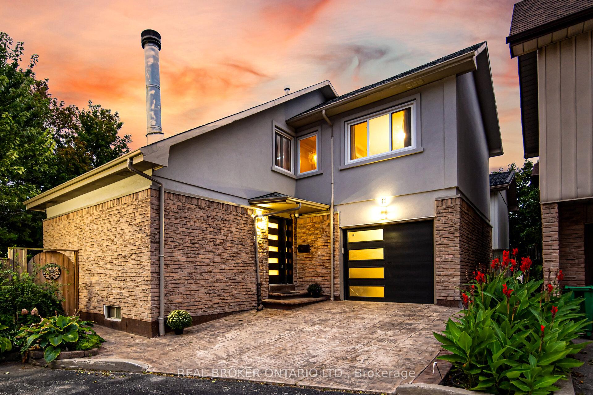 11 Pierpont Place, Mississauga, ON L5N 5V1