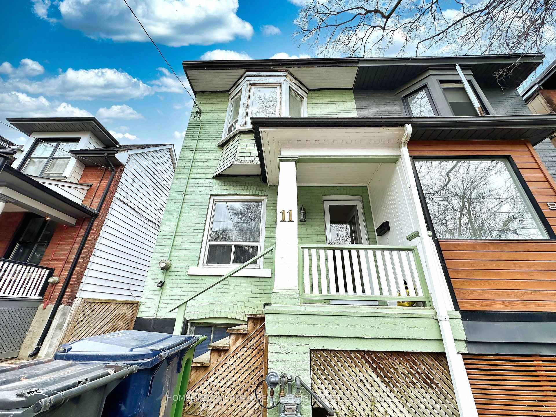 11 Winnifred Avenue, Toronto, ON M4M 2X2