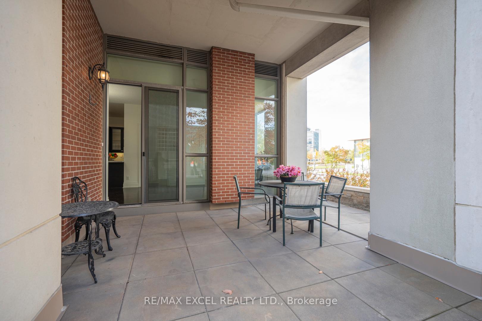 110 - 1 Upper Duke Crescent, Markham, ON L6G 0B6