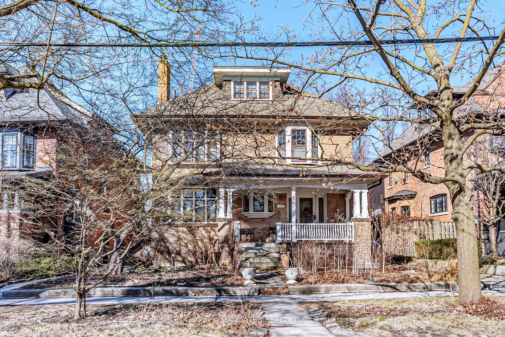 110 Cluny Drive, Toronto, ON M4W 2R4