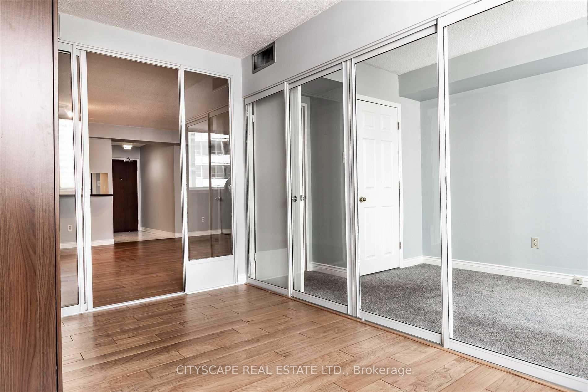 1101 - 1055 Bay Street, Toronto, ON M5S 3A3