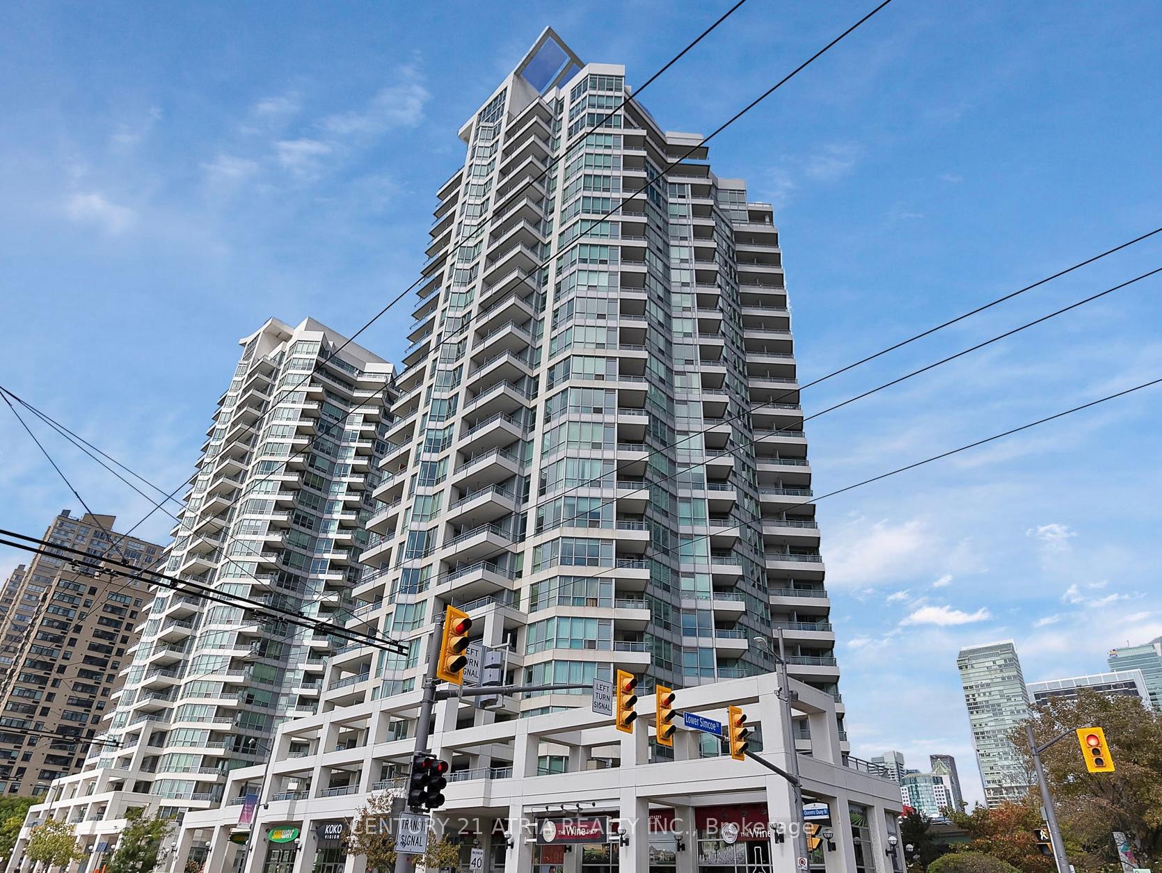 1101 - 228 Queens Quay W, Toronto, ON M5J 2X1