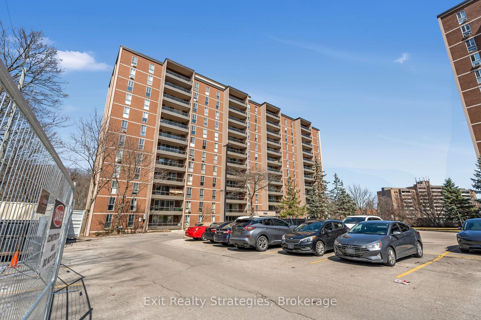 1102 - 1968 Main Street W, Hamilton, ON L8S 1J7
