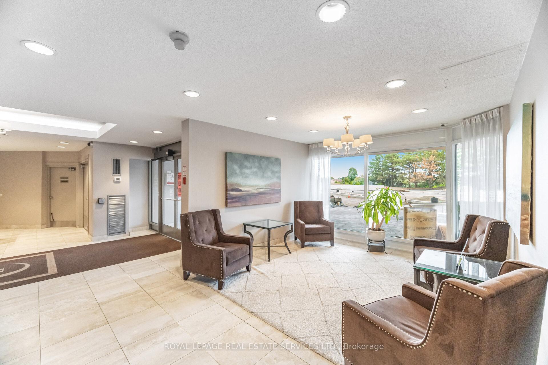 1102 - 20 Dean Park Road, Toronto, ON M1B 3G9