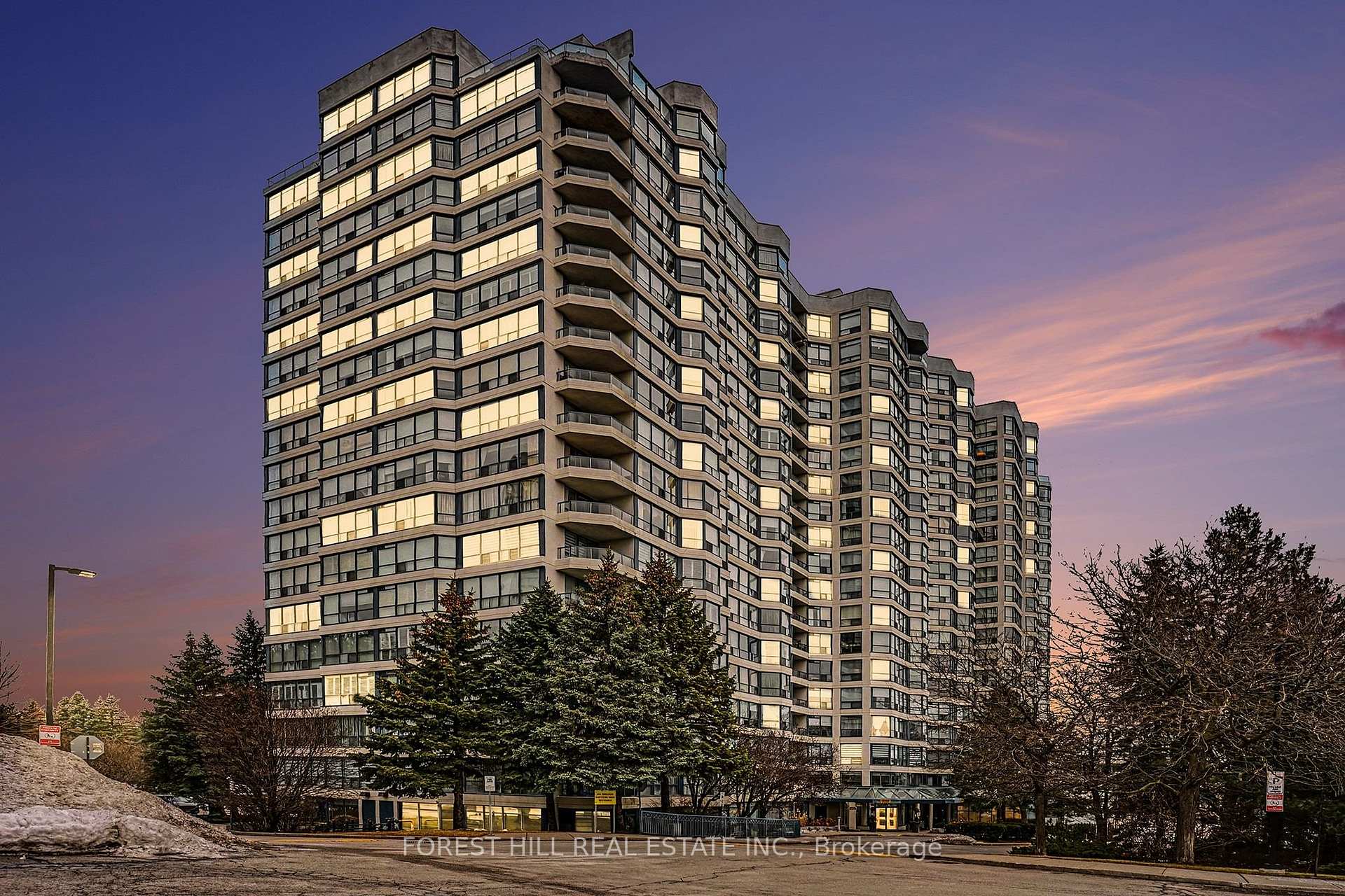 1102 - 7300 Yonge Street, Vaughan, ON L4J 7Y5