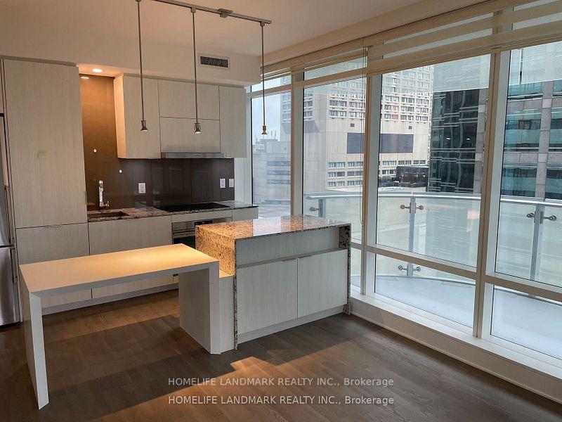 1104 - 1 Bloor Street E, Toronto, ON M4W 0A8