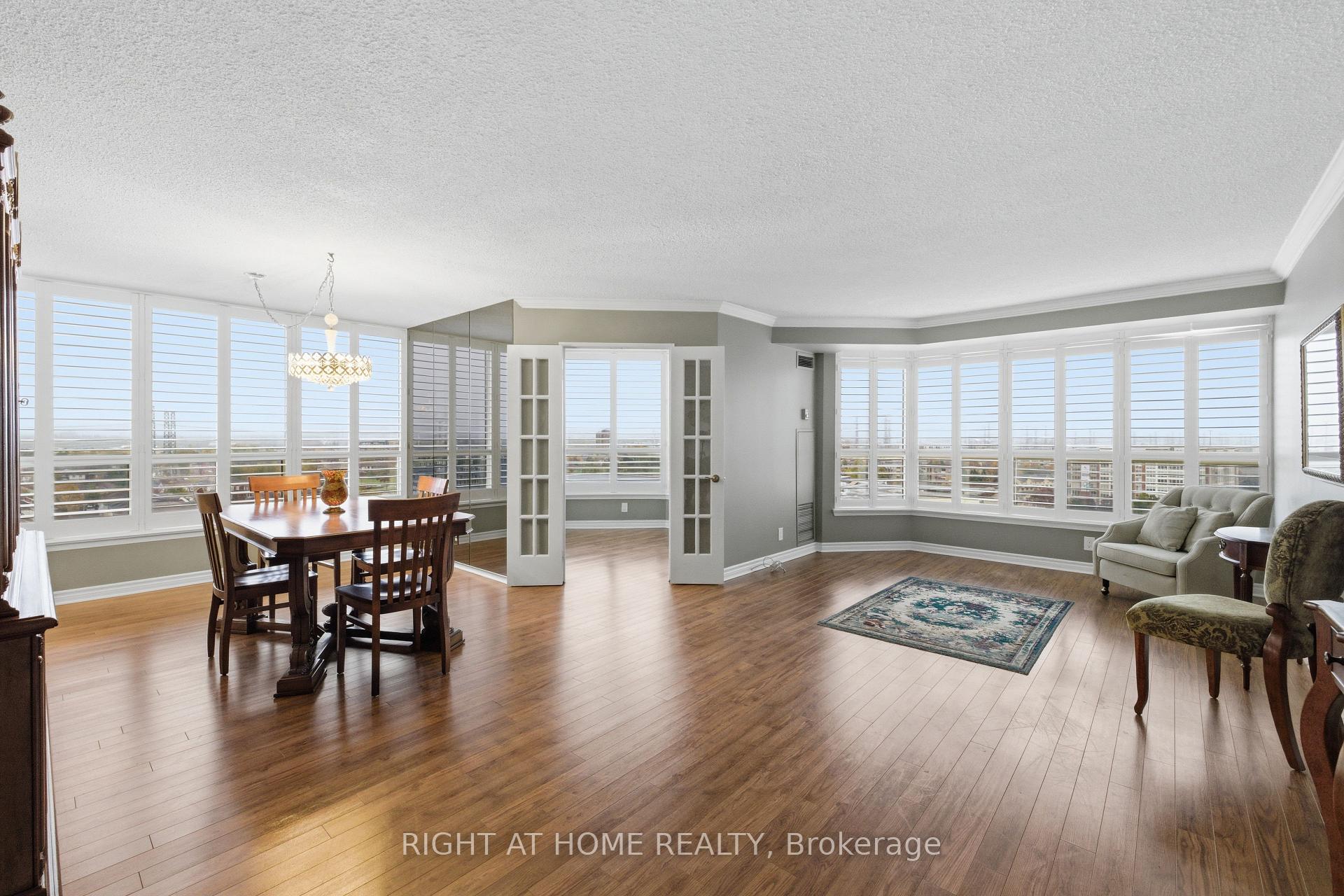 Condos For Sale in Pickering