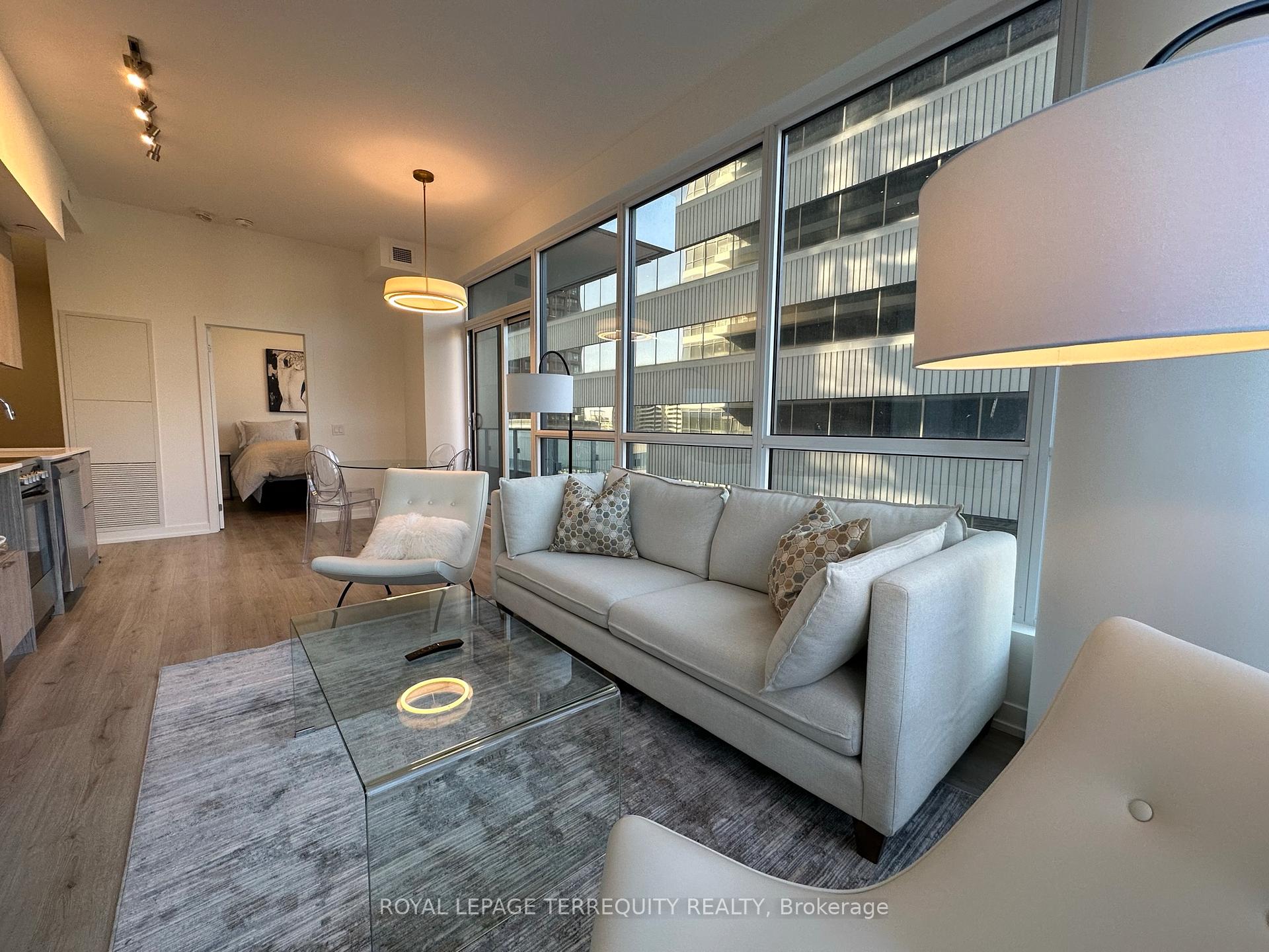 1104 - 395 Bloor Street E, Toronto, ON M4W 0B4